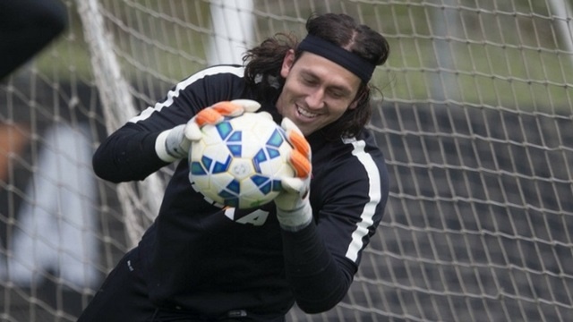 3 argumentos comprovam que Cássio é um dos melhores goleiros do Brasil